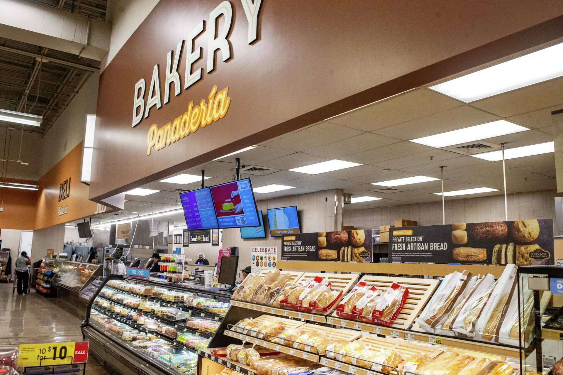 Kroger’s first-ever Hispanic concept store is now open in Houston
