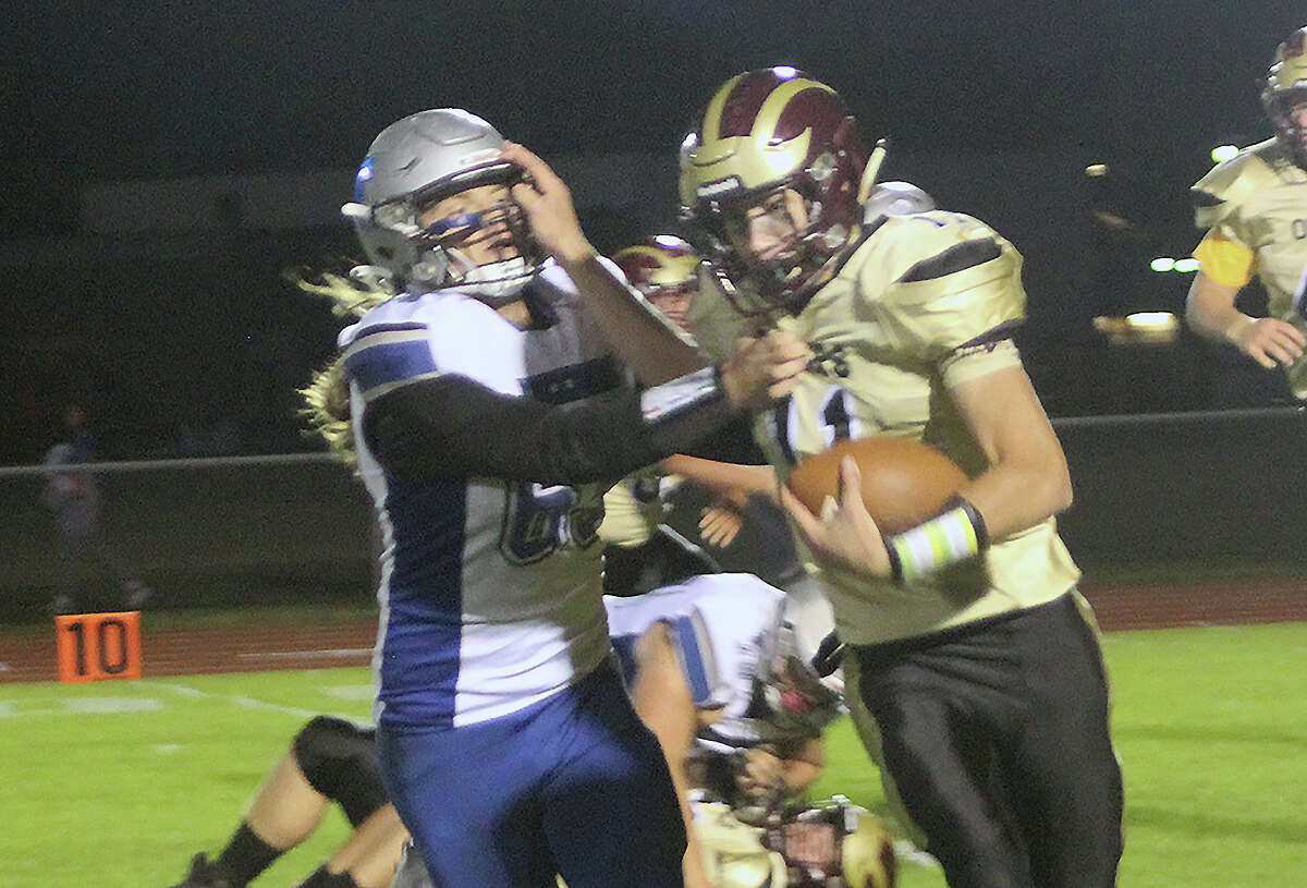 Freeburg leads 41-0 at half and defeats EA-WR 61-14