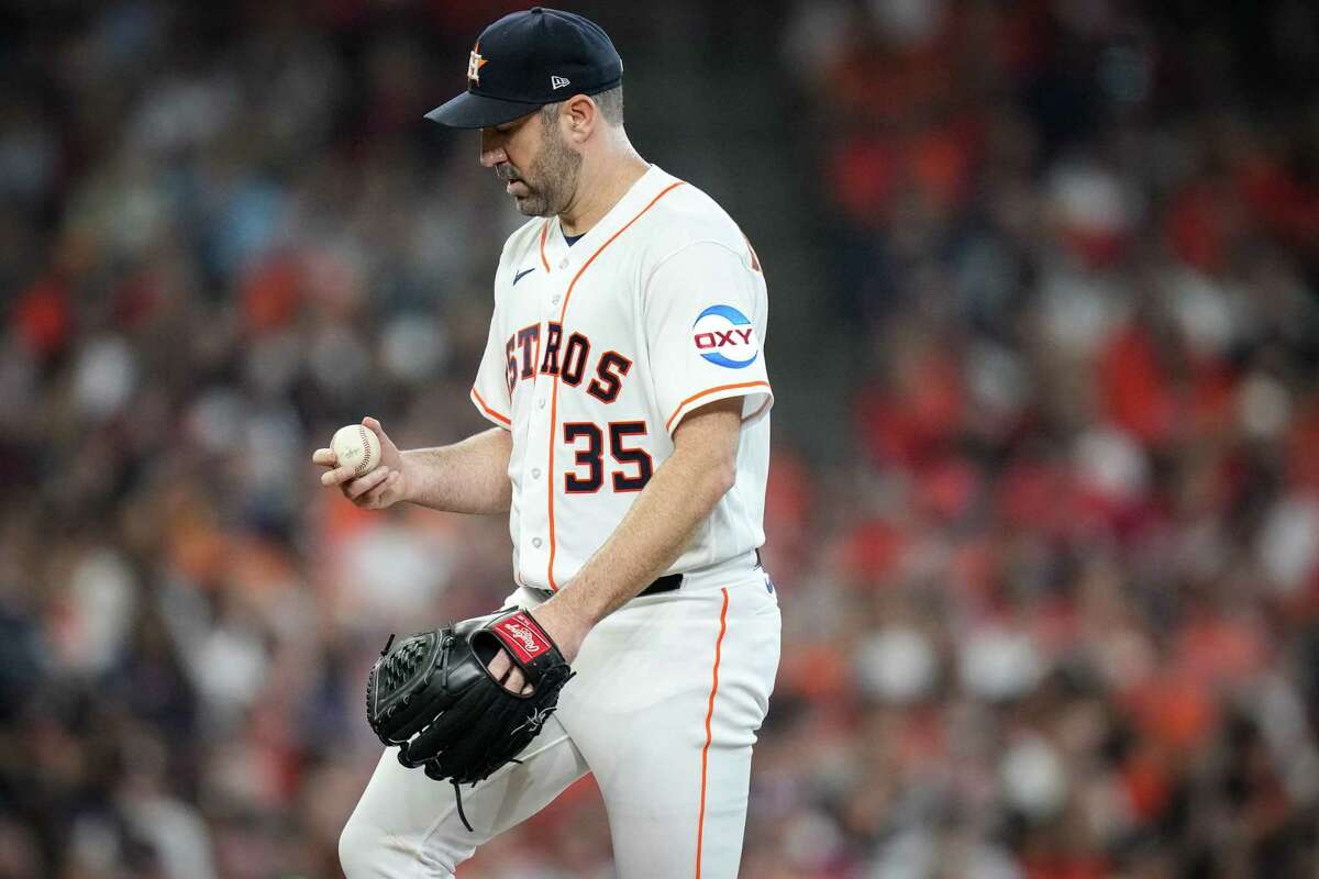 Astros' first pitch: Mattresss Mack says he's blocked from ceremony