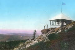 The view from this dizzying California hike is worth the climb