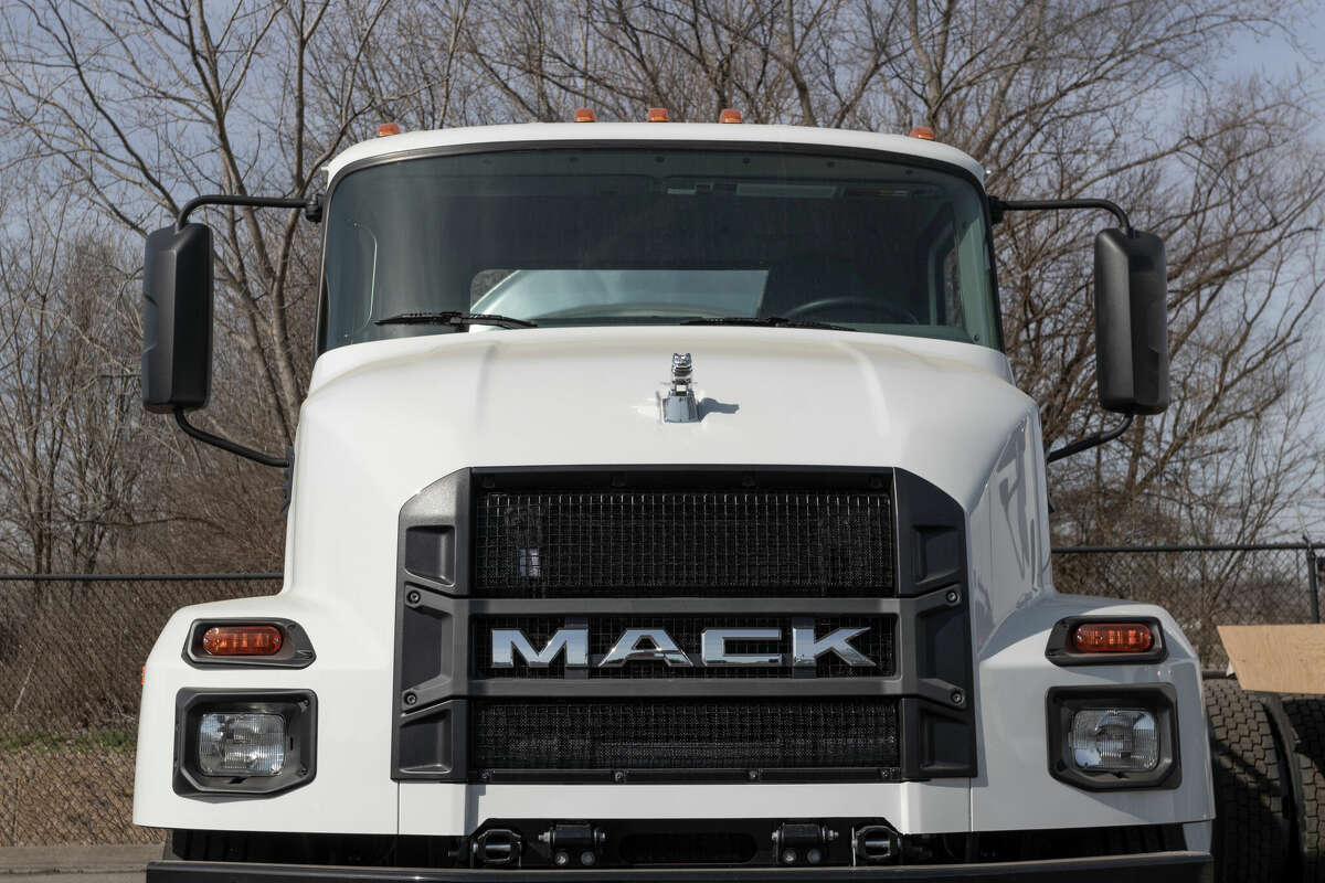 Mack Truck Front