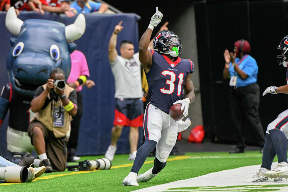 Texans RB Dameon Pierce was an emerging star. What happened?