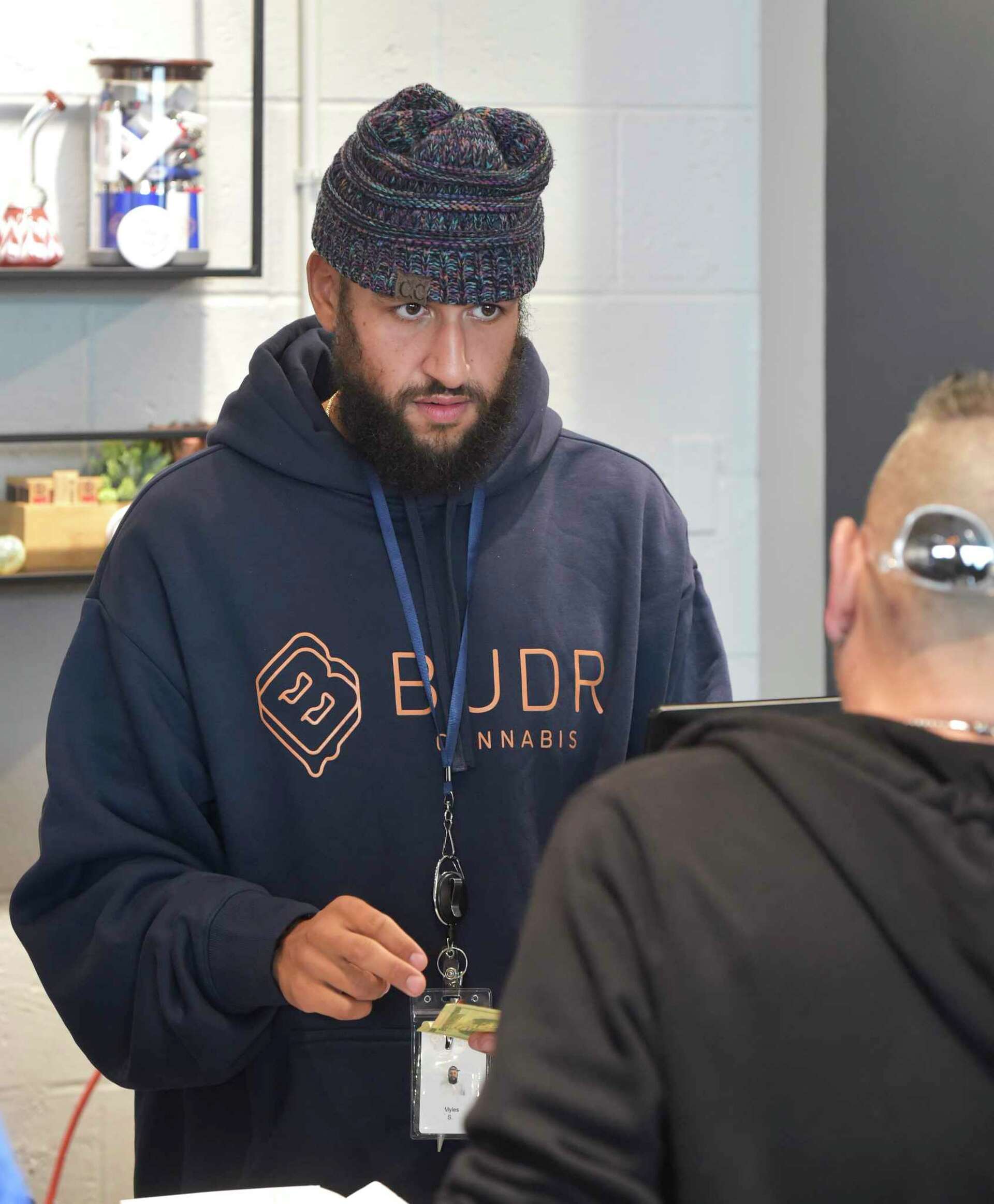 Danbury retail cannabis store Budr celebrates grand opening