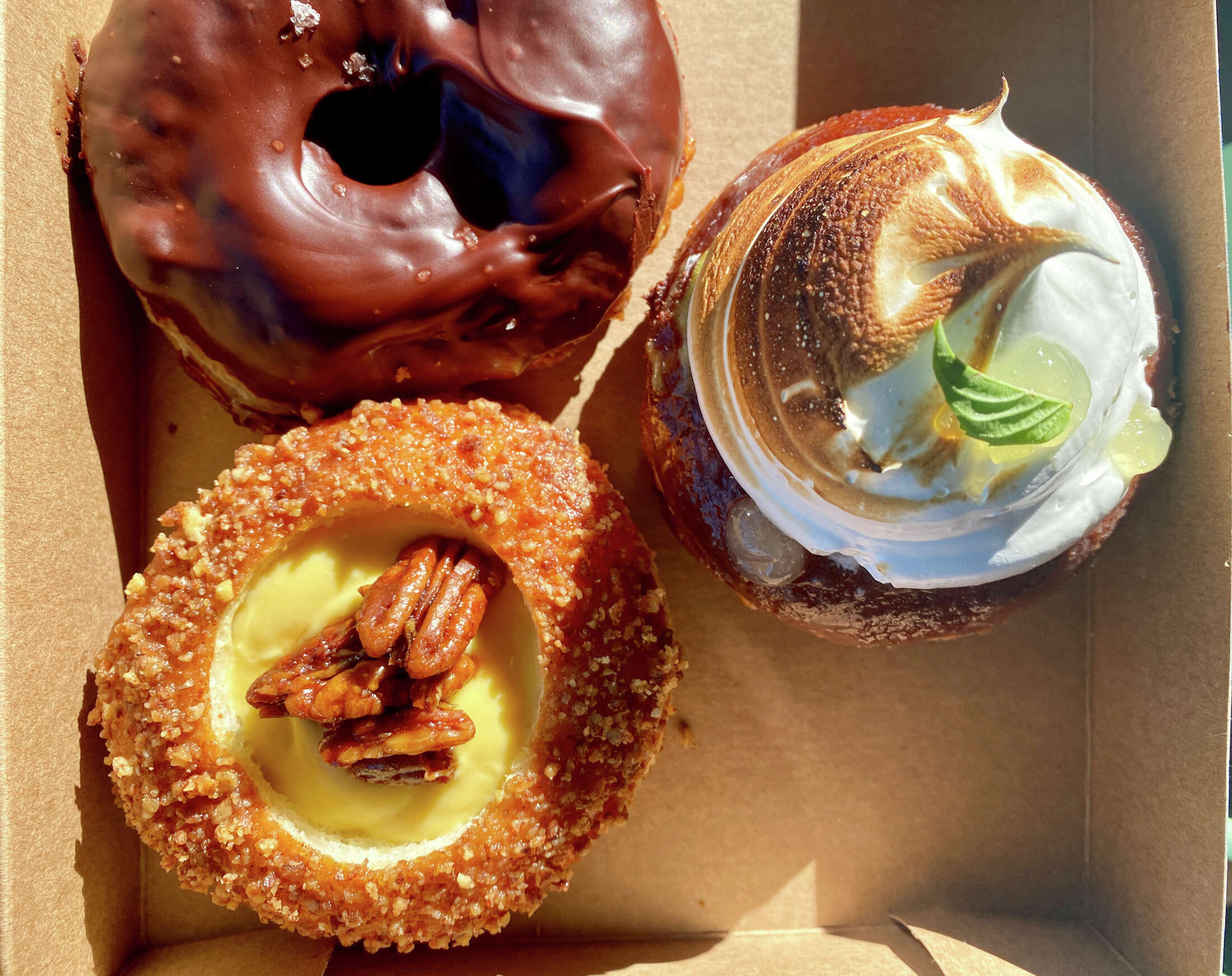 Magic Donuts, a new SF doughnut shop, is selling out daily.
