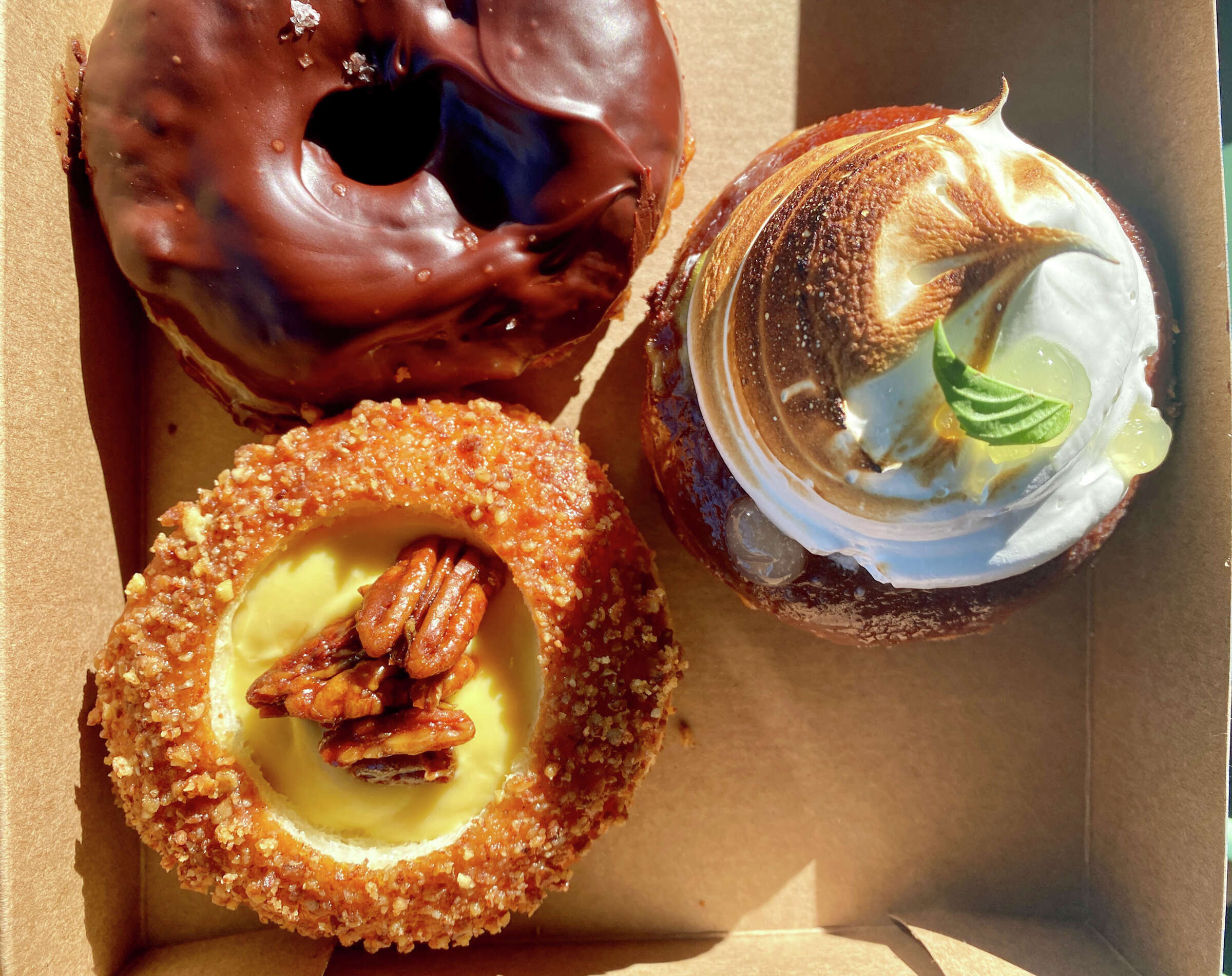 Magic Donuts, a new SF doughnut shop, is selling out daily.