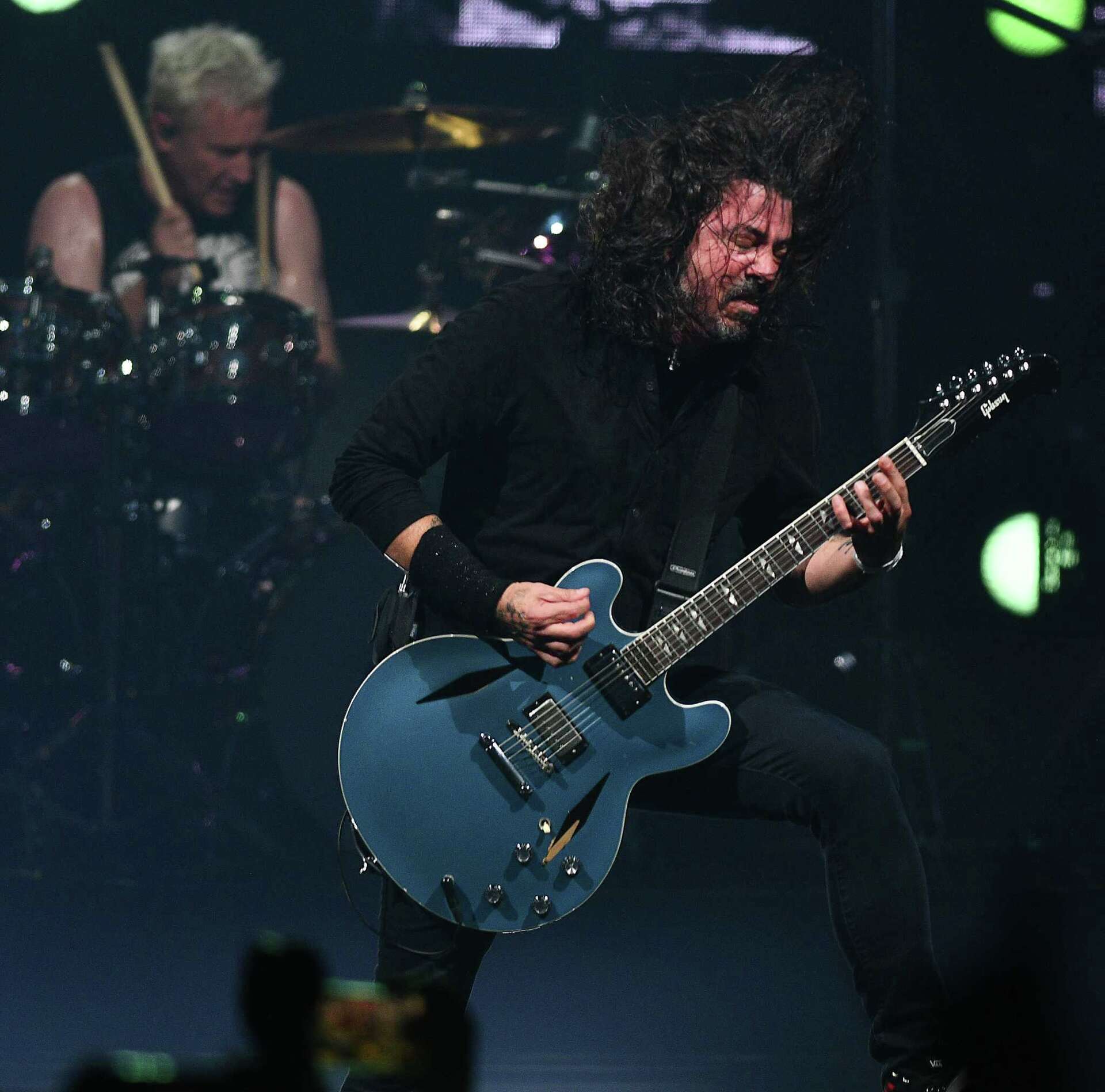 Foo Fighters make big noise in a small Houston venue: Concert review
