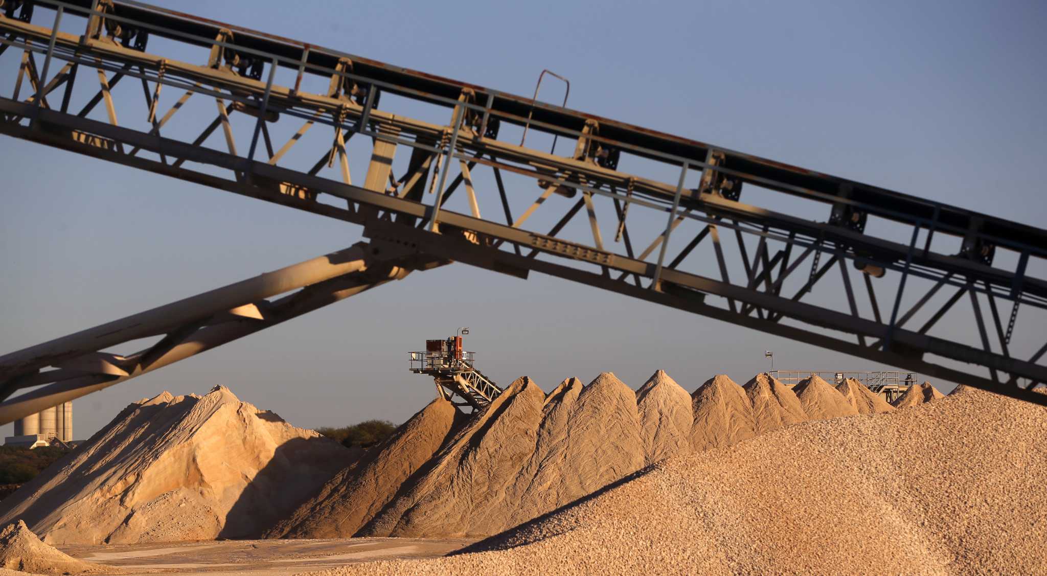 Water quality plan for quarry over Edwards Aquifer recharge OK'd