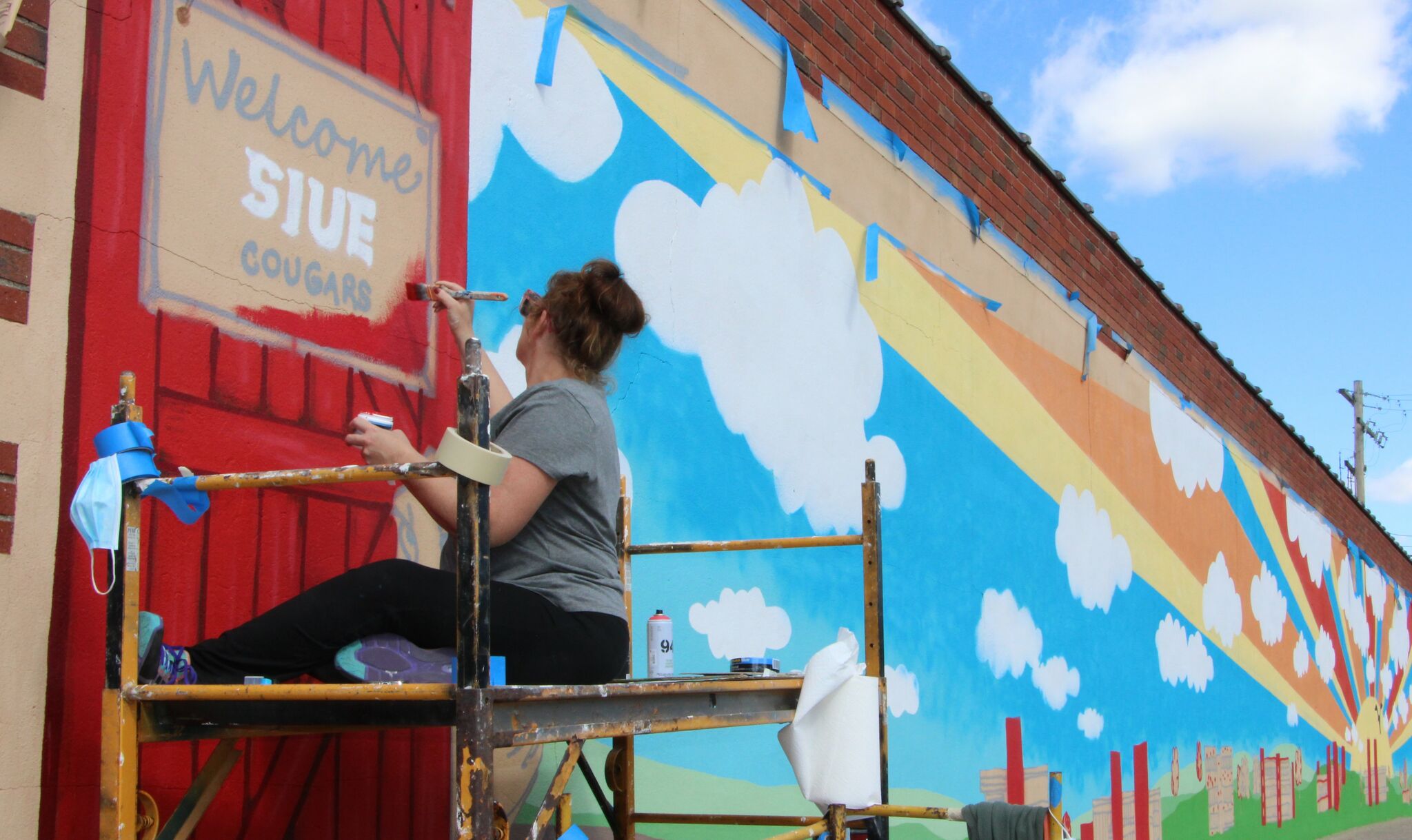 SIUE mural by artist Schlarman nears completion as Homecoming arrives