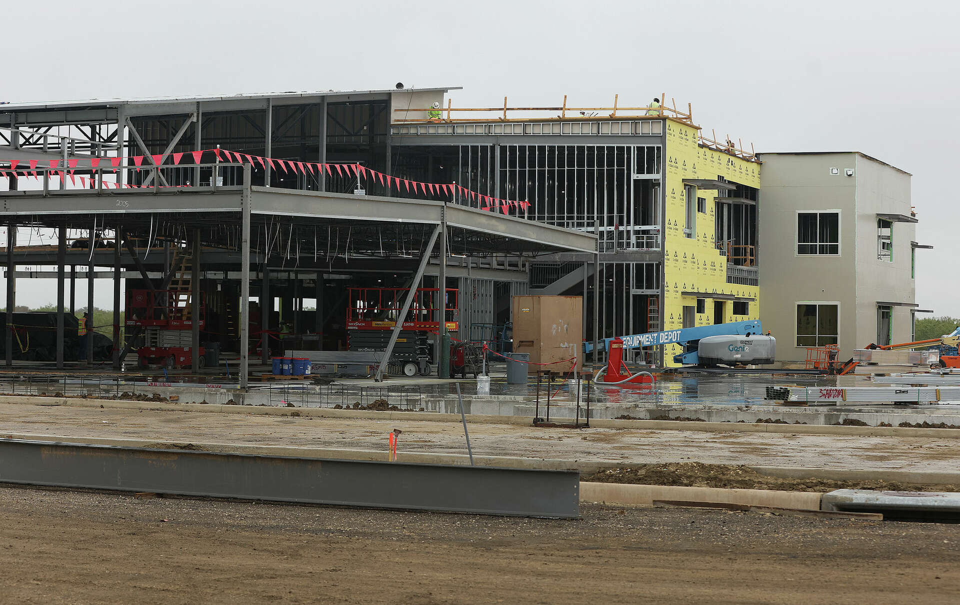 East Central and Southwest ISDs confront growth with new schools