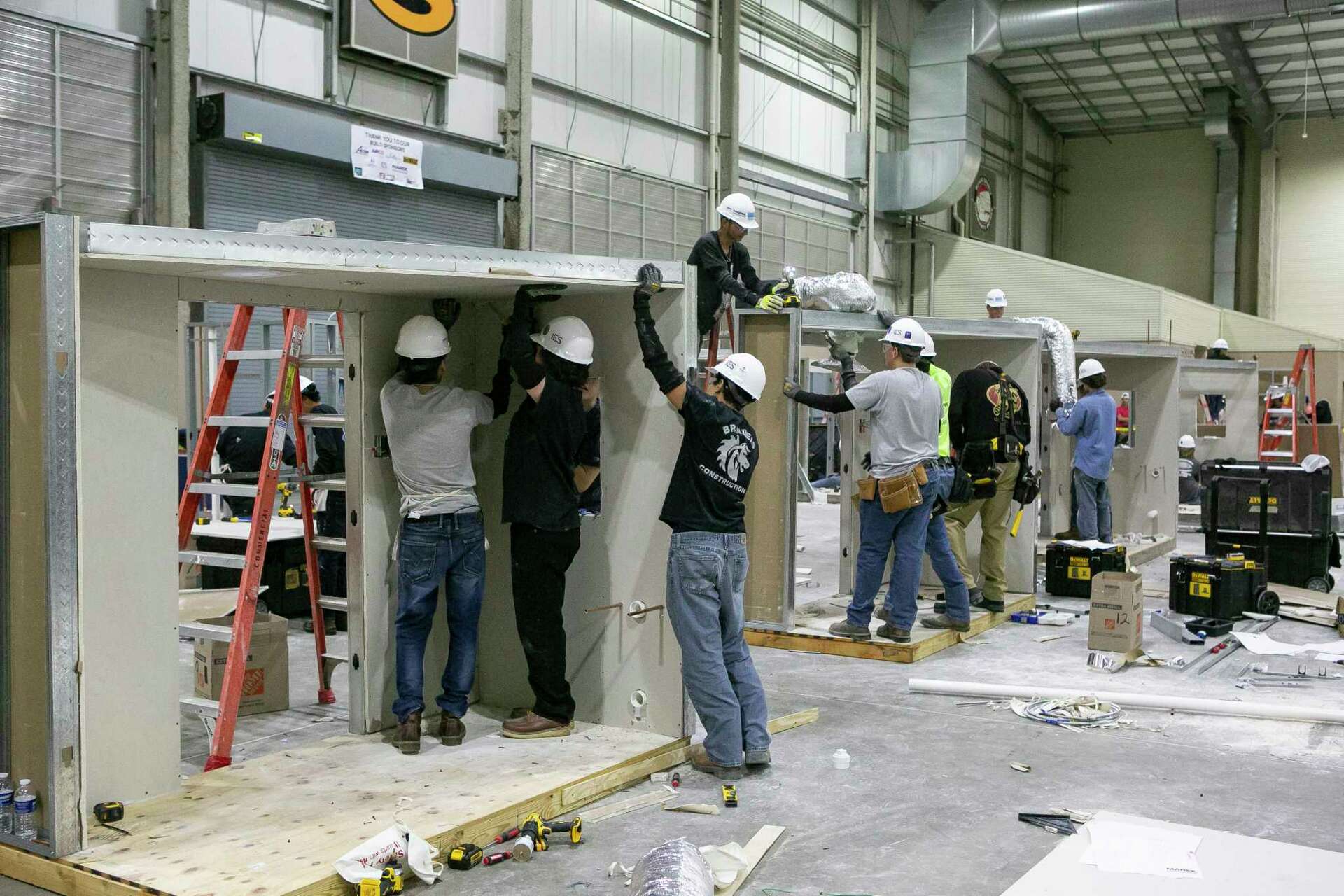 San Antonio construction firms to high schoolers: Let's talk jobs