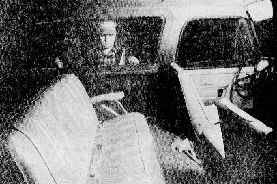 This Calif. city's exotic bird population exploded after aviary escape