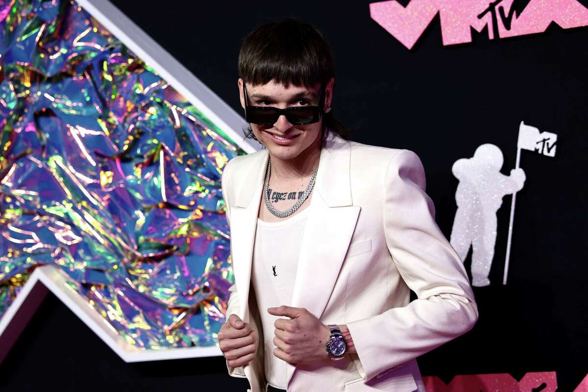 7 things to know about Peso Pluma ahead of his Bay Area concert