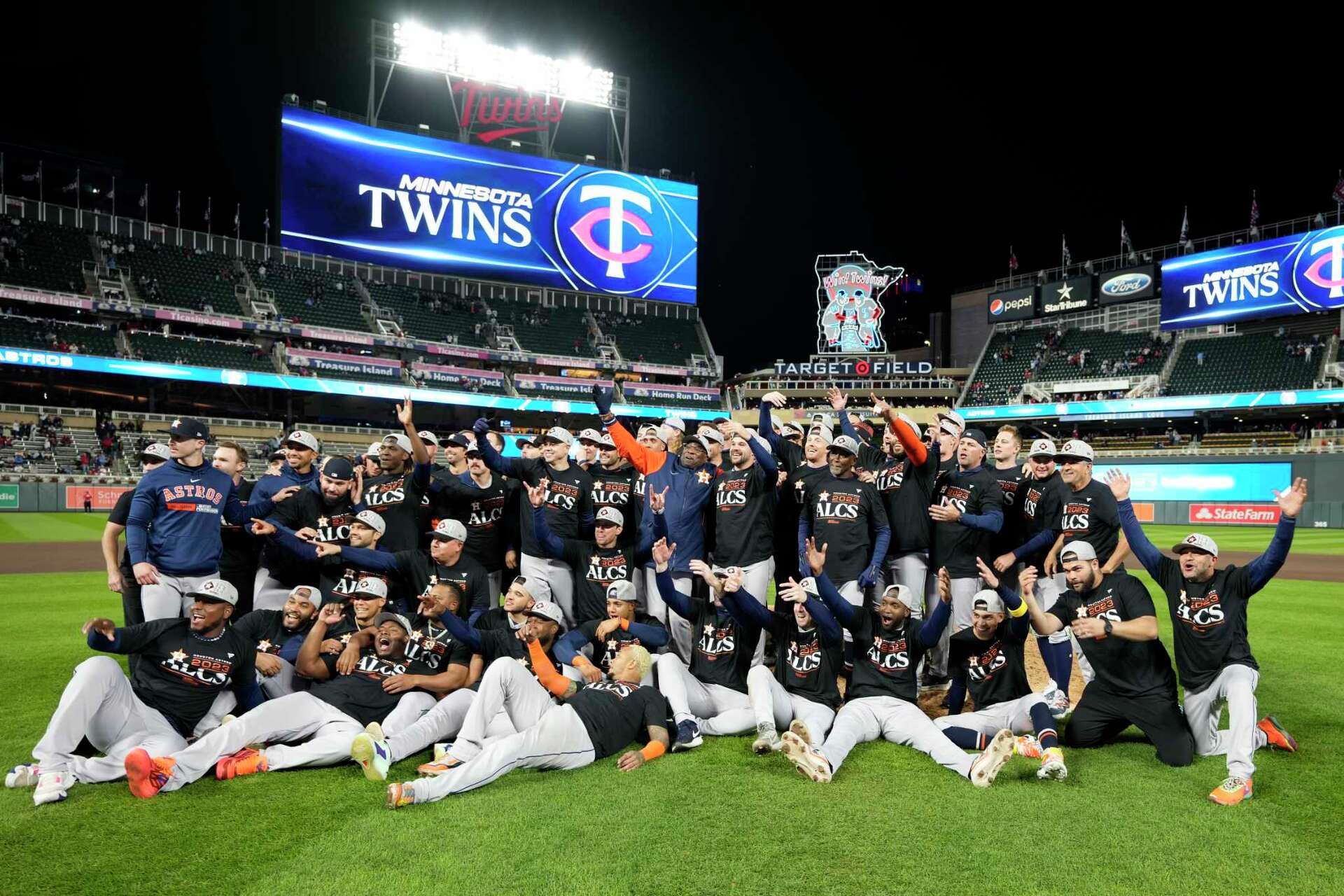 Houston Astros: Five key moments in ALDS Game 4 win over Twins