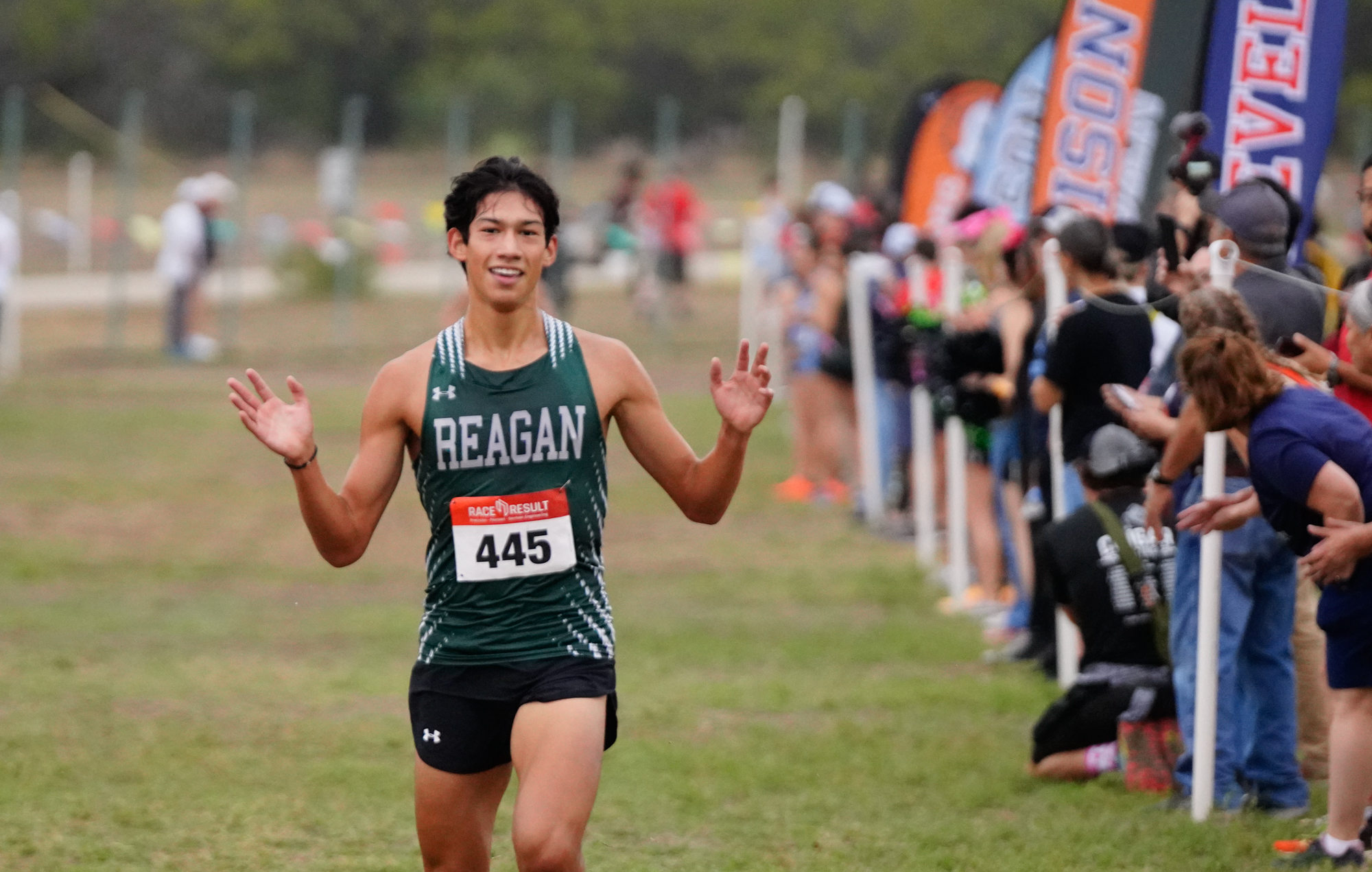 Reagan’s Chapa, Clark’s Perez win District 28-6A cross country titles