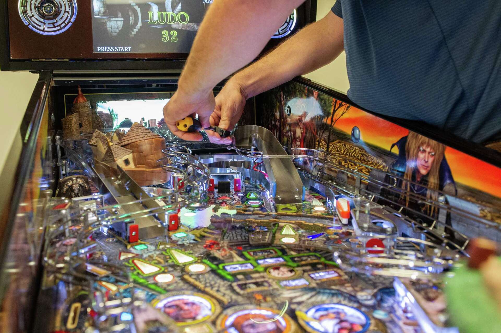 Houston's Barrels of Fun launches pinball game based on Bowie film