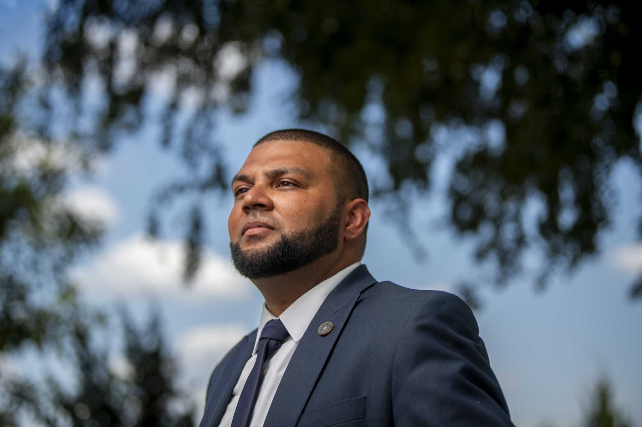 Army veteran follows through on vow to serve others