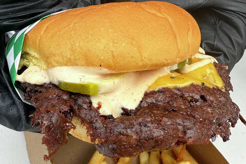 SF's best smash burger is made by a former college baseball star