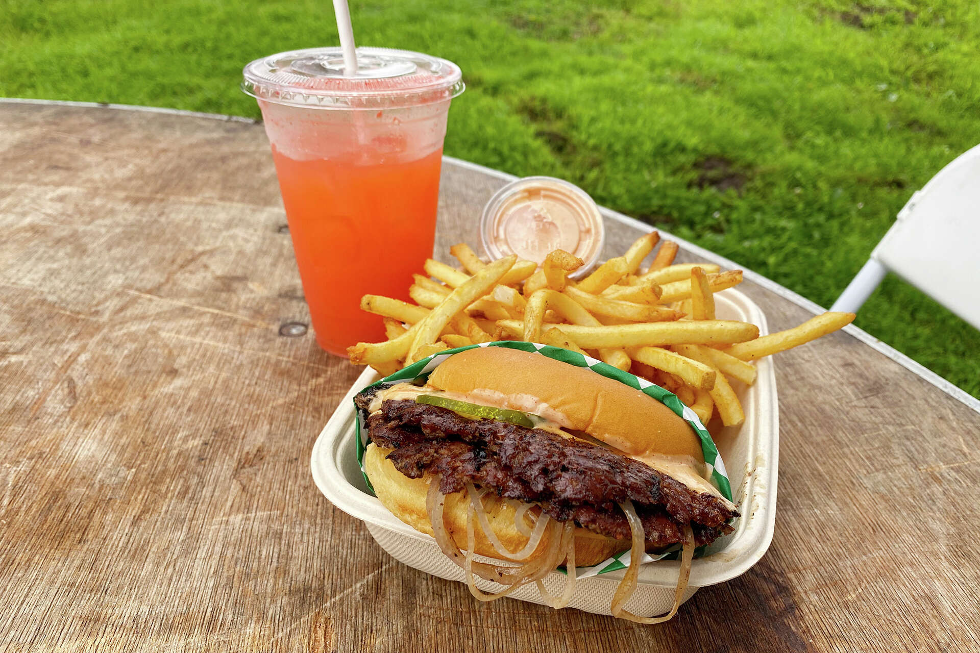 SF's best smash burger is made by a former college baseball star