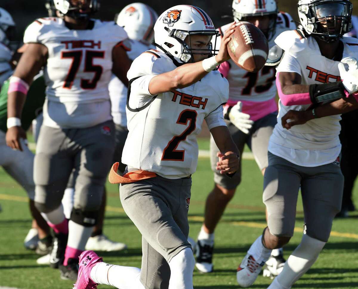 CIAC football top performers from Week 8