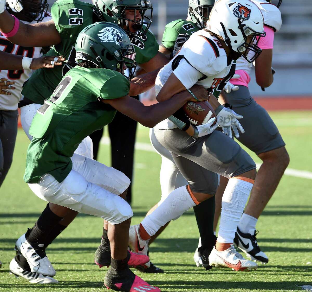 Bullard/Kolbe defeats Bassick in CIAC/Alliance high school game