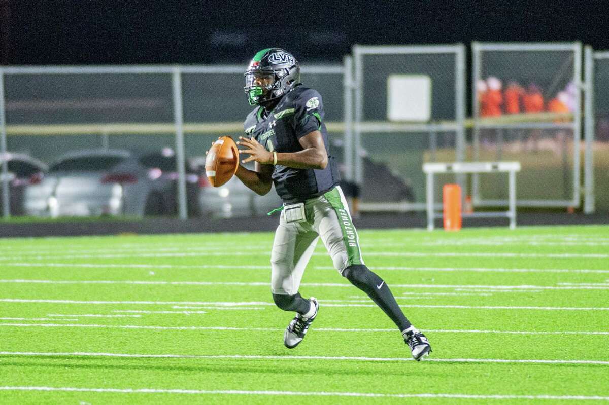 Hightower football sprints away from George Ranch in second half