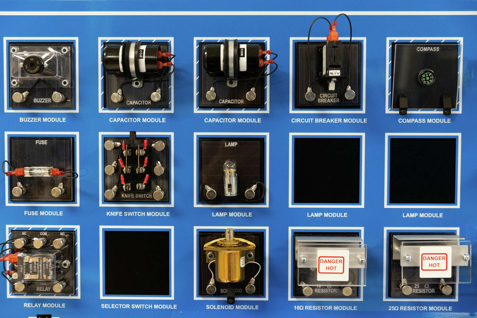 Dutchess Community College mechatronics labs train students, workers