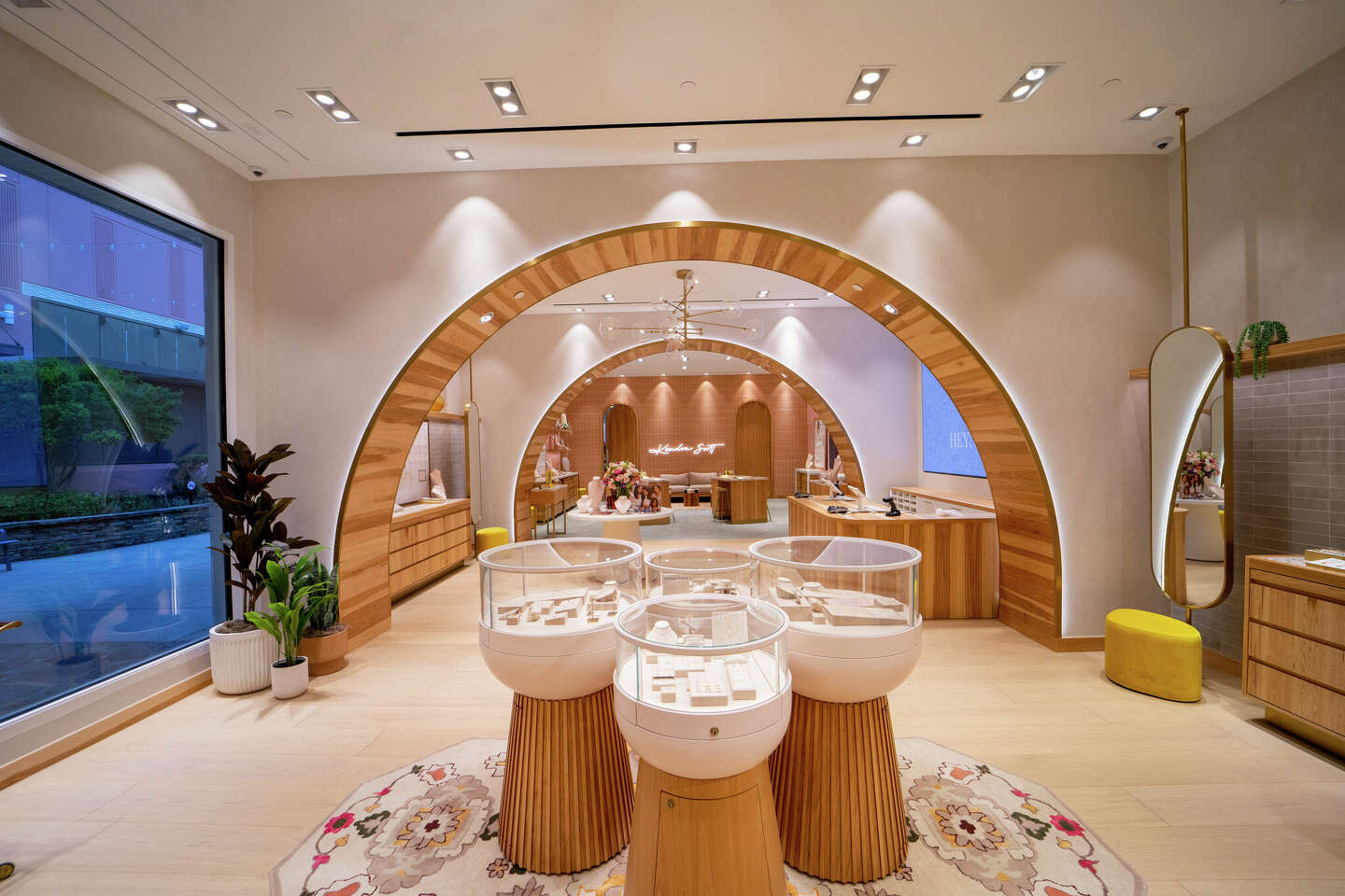 Kendra Scott's remodeled La Cantera store now open in San Antonio