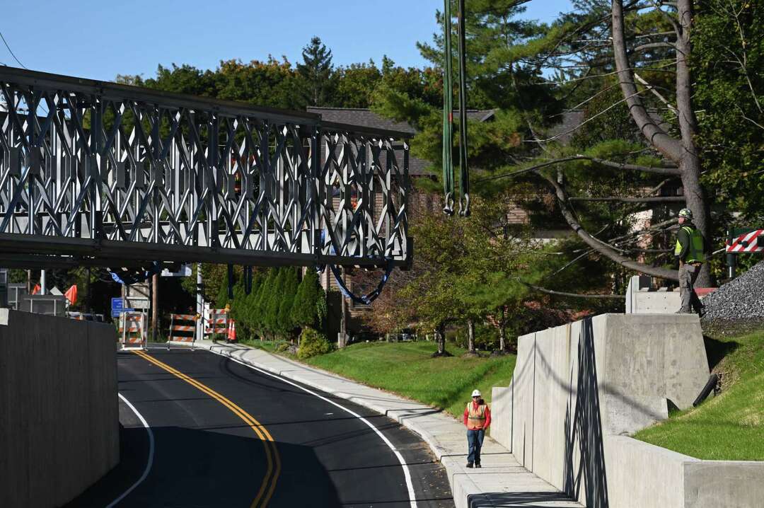 Photos: Temporary rail trail bridge installed
