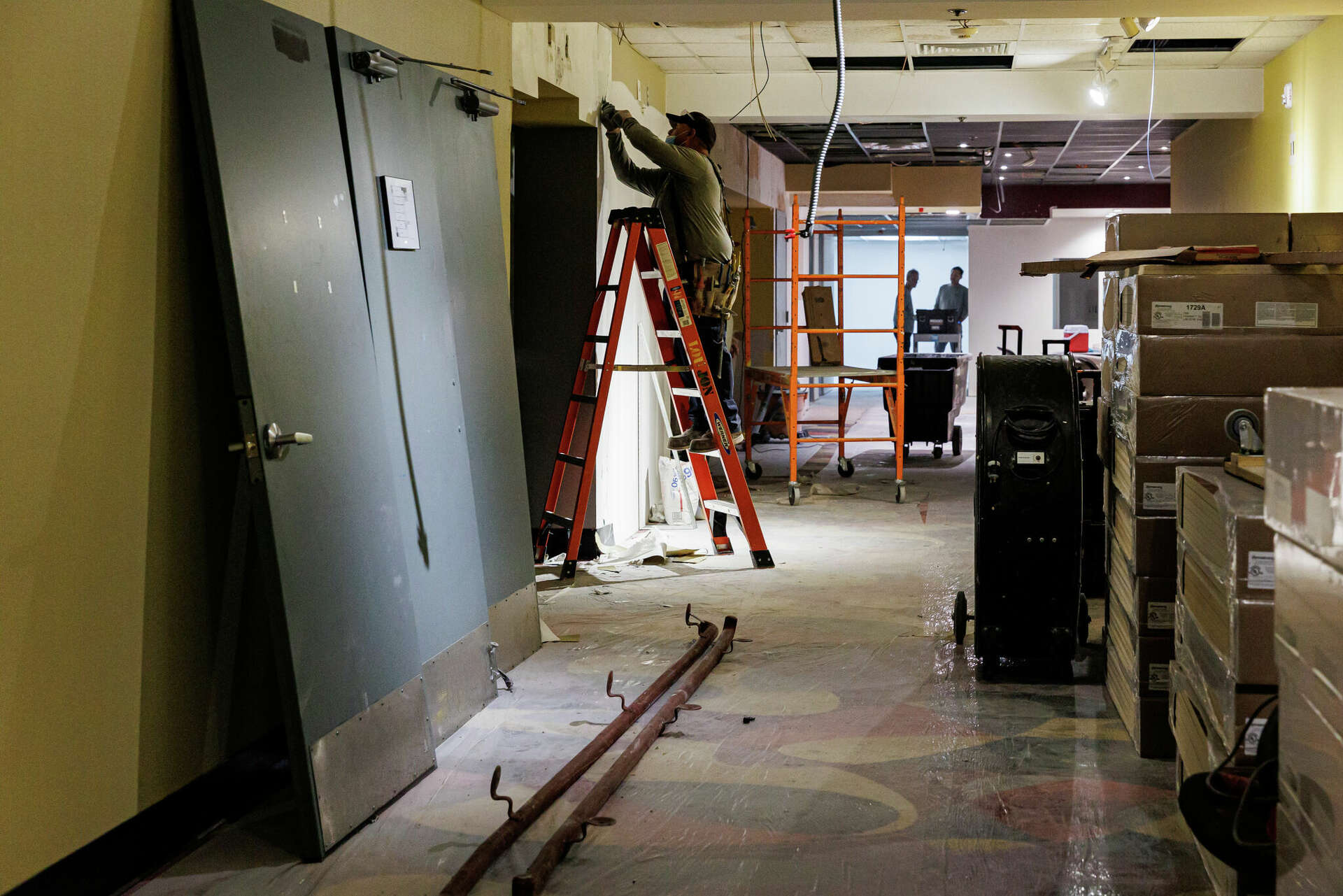 Wonder Theatre's future home at Wonderland mall is taking shape