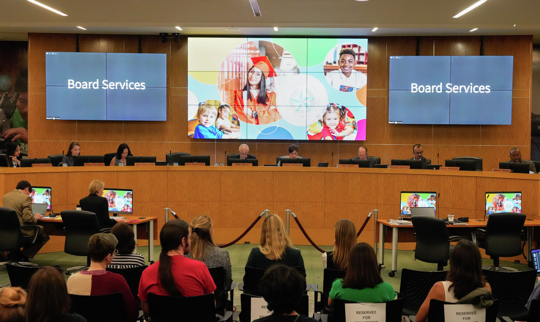 HISD school board set to review goals, constraints at Thursday meeting