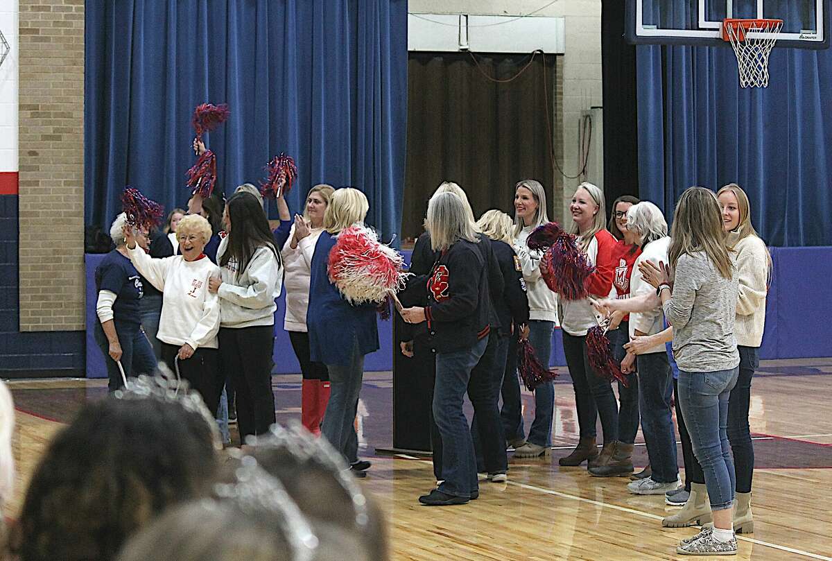 MCC crowns homecoming queen, king