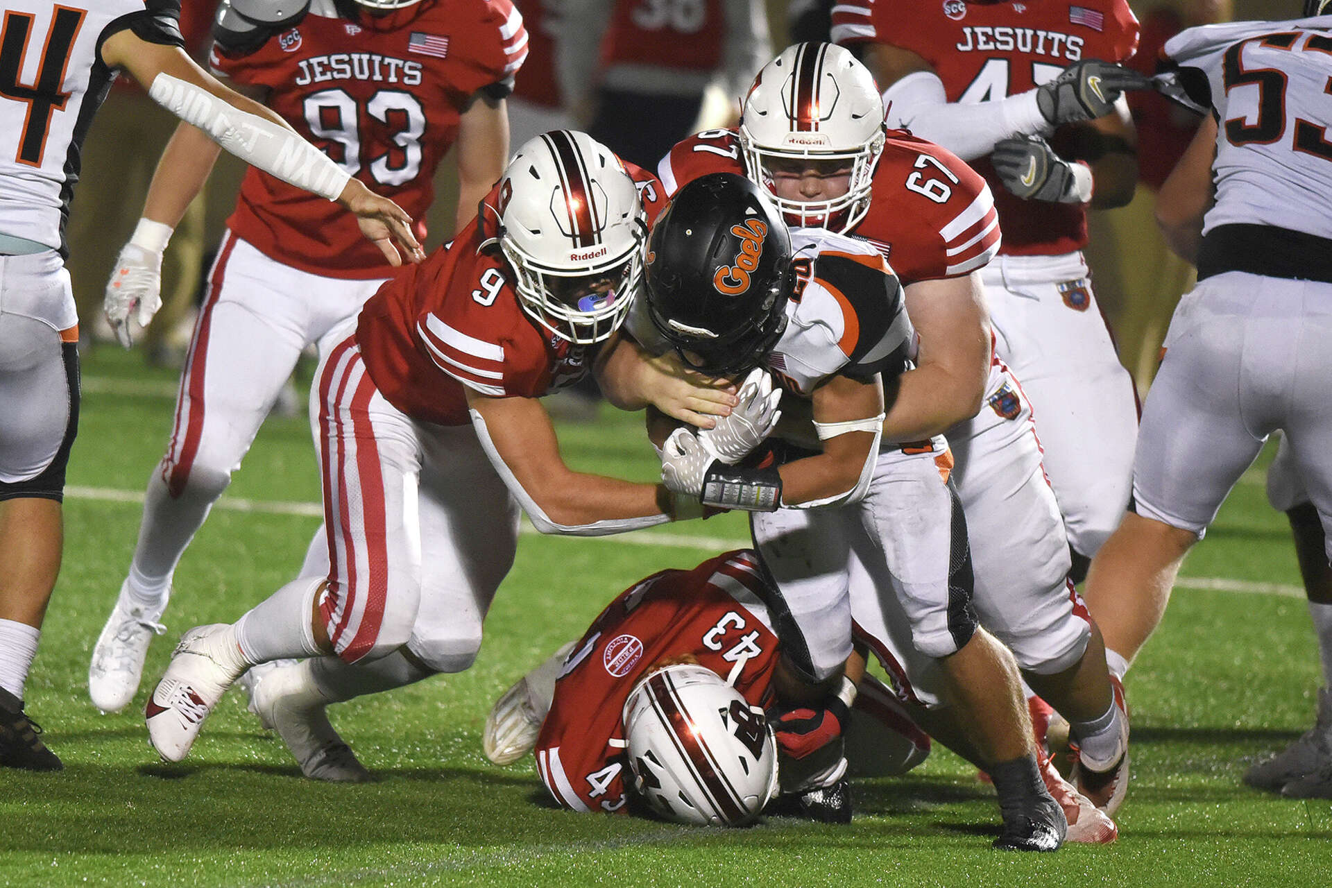 Navy gets commitments from CT recruits Peter Vomvolakis, Mason Frey