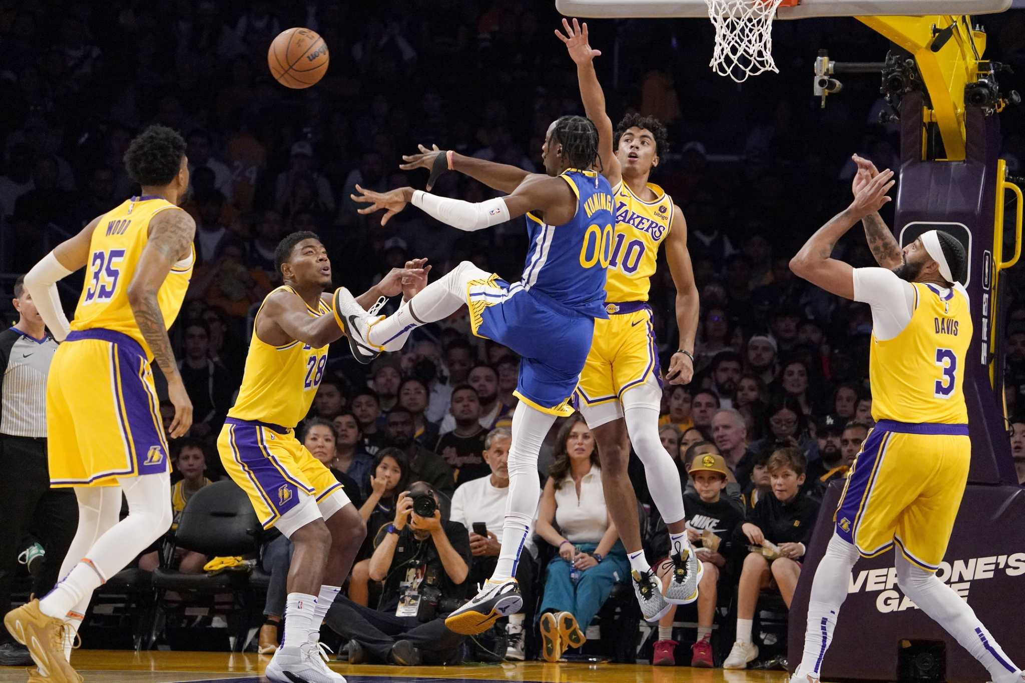 Jonathan Kuminga leads Warriors past Lakers in another impressive show