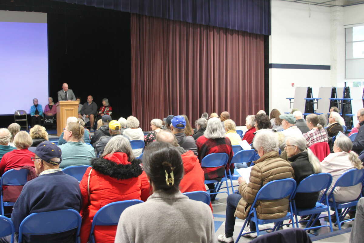 James Earl Jones, mentor honored with bronze sculpture in Michigan