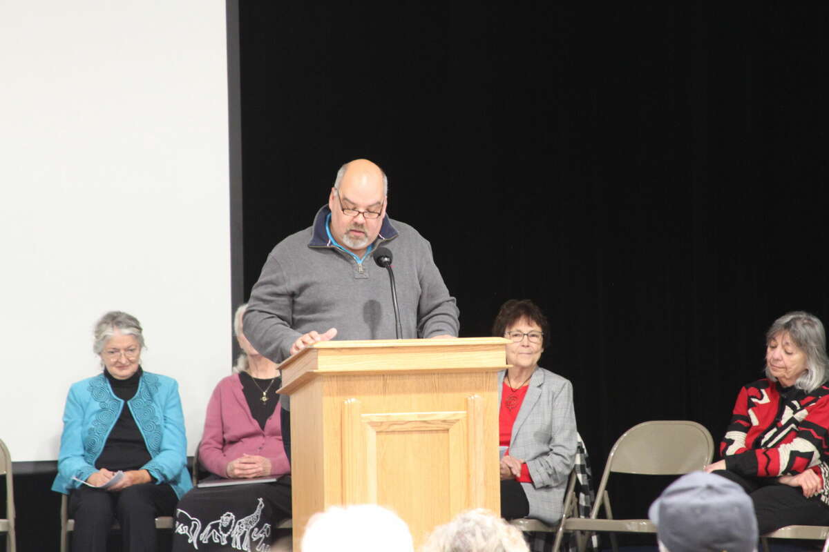 James Earl Jones, mentor honored with bronze sculpture in Michigan