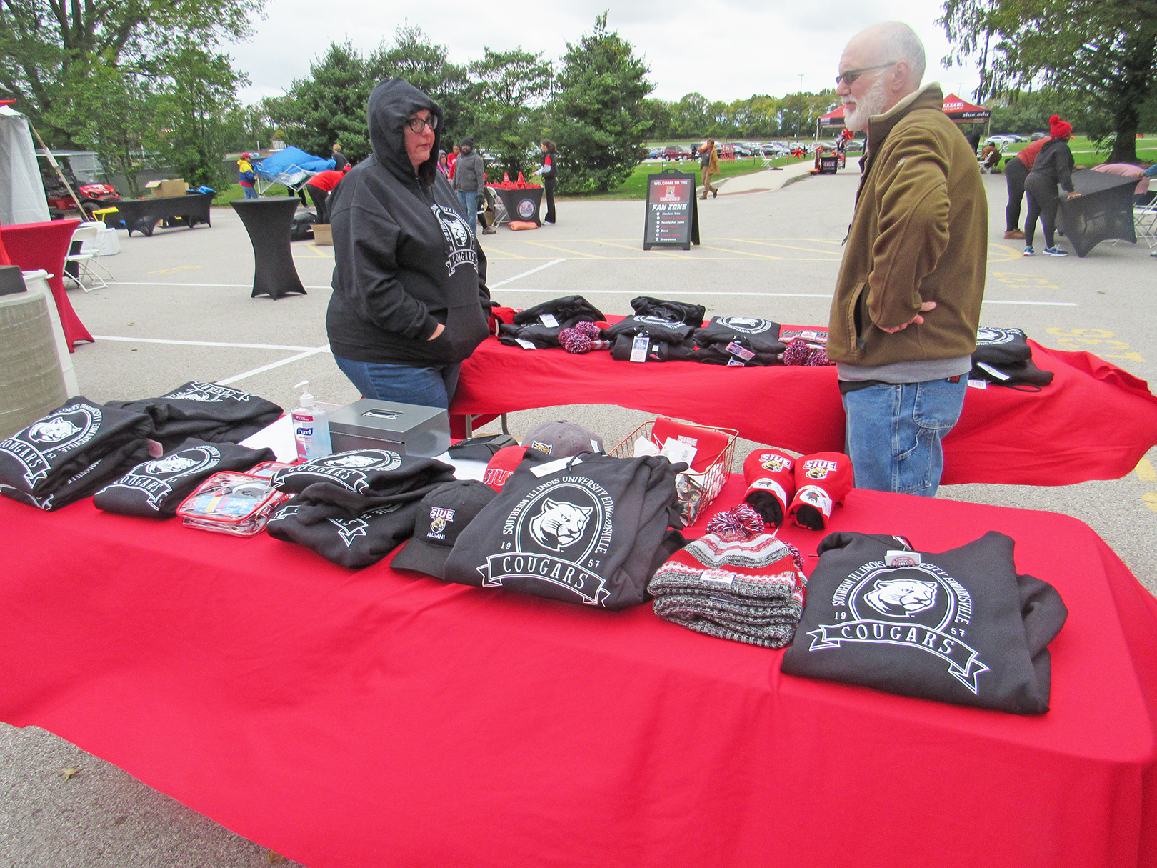 Cougar Fan Zone highlights SIUE's Homecoming & Family Weekend so far