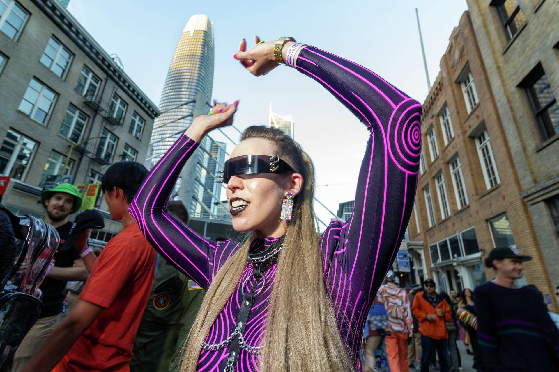 How a zany, 12,000-person San Francisco tradition died