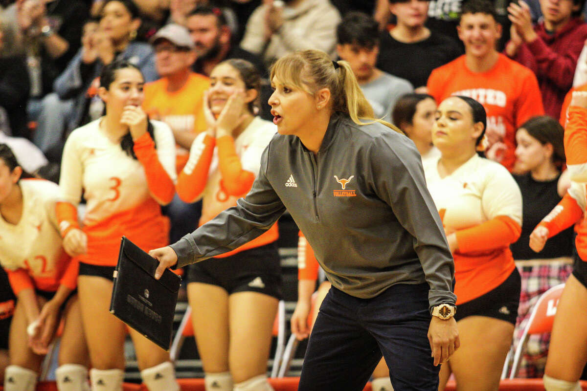 Clara Sandoval: Coaching duo has United Lady Longhorns contending