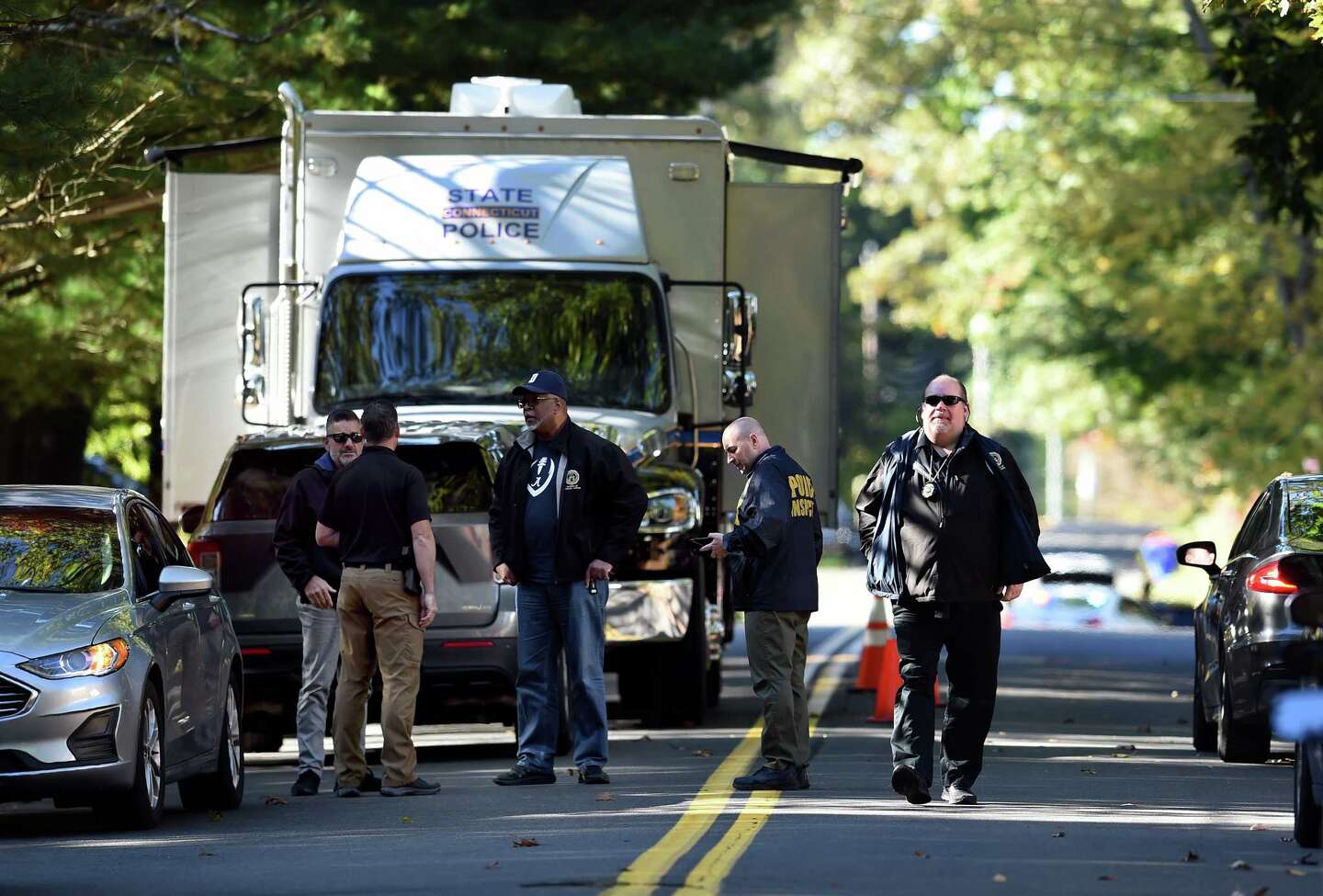 Official: Wallingford police fired about 10 shots, killed man in home