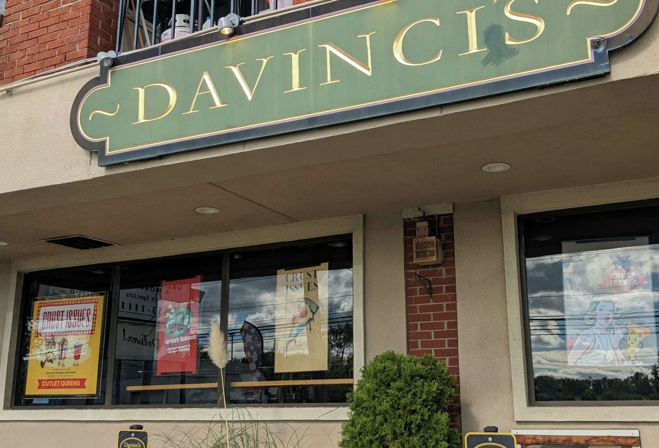 Norwalk's Crust Issues pizzeria aims to become 'a neighborhood spot'