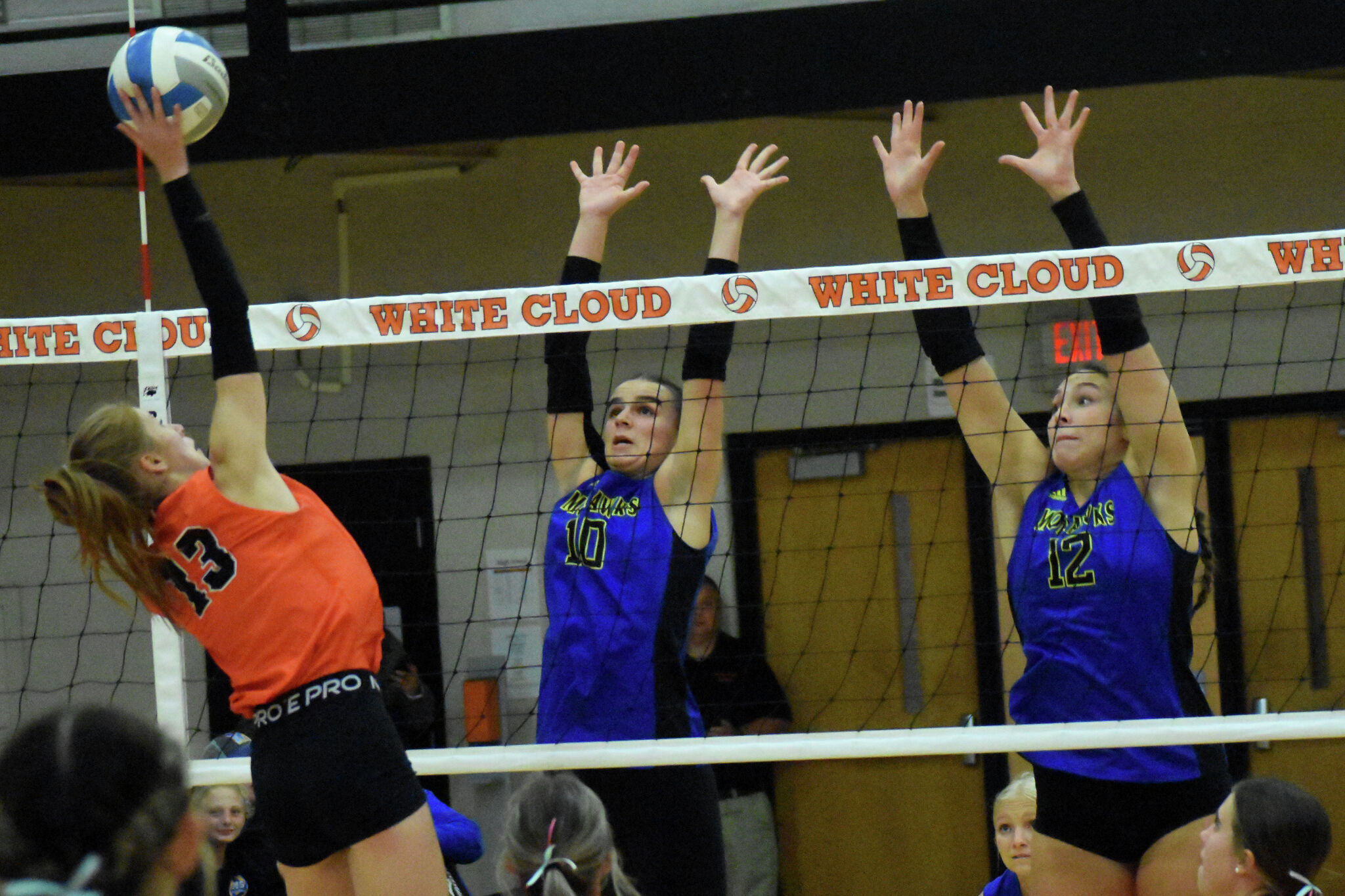Morley Stanwood volleyball wins tough battle against White Cloud