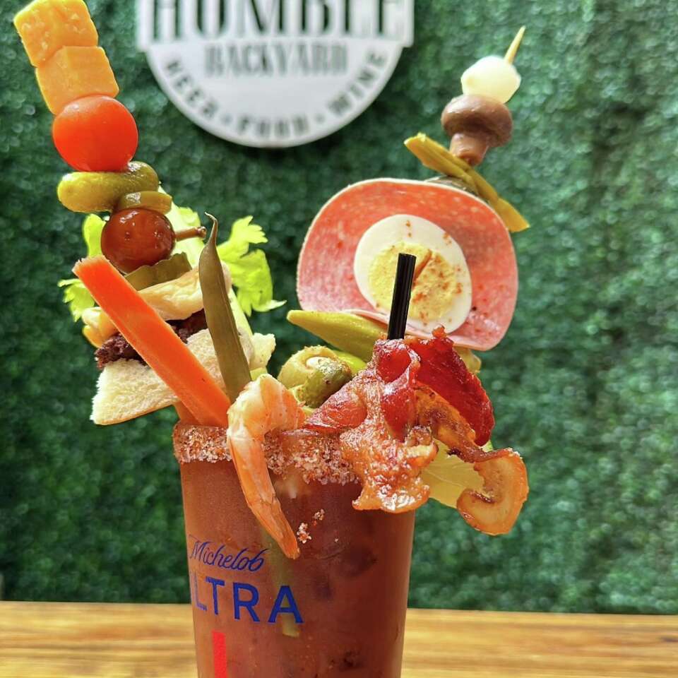 Patio restaurants and bars in Katy, Kingwood, other Houston suburbs
