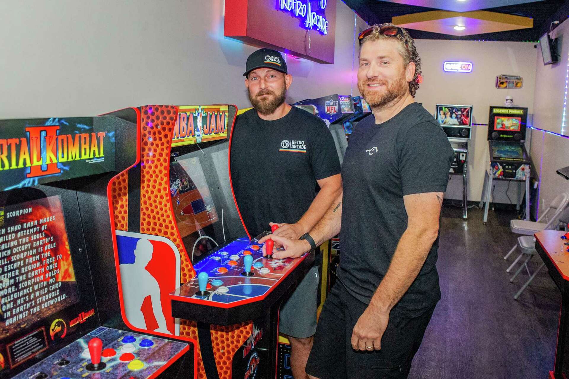 Houston area residents turn shipping container into 8-0 Retro Arcade