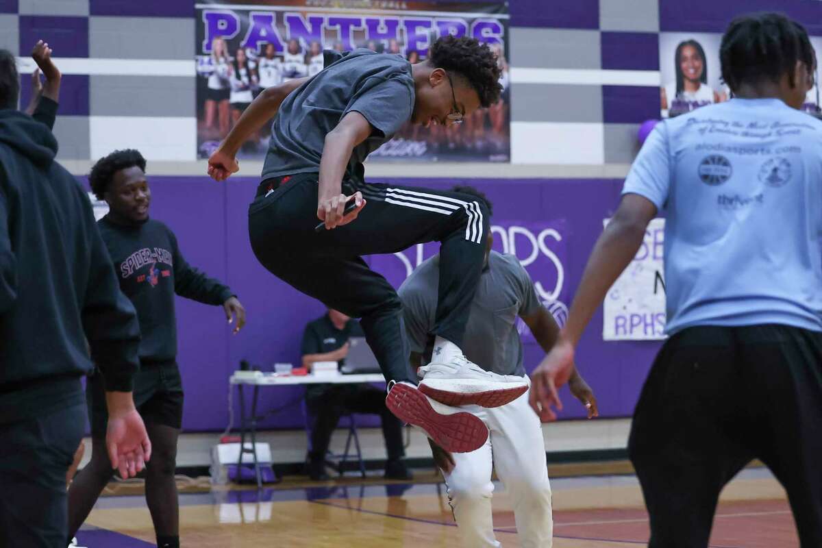 Ridge Point secures 7th straight district title with dramatic comeback