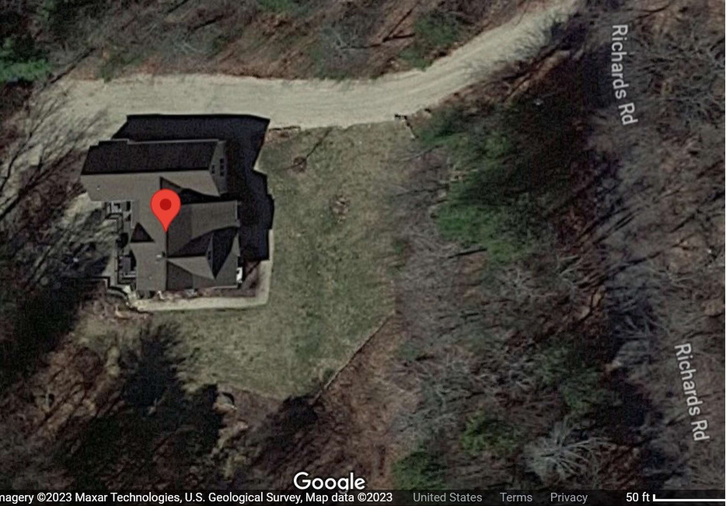 CT resident Christine Applewhite worked for FDA prior to her death