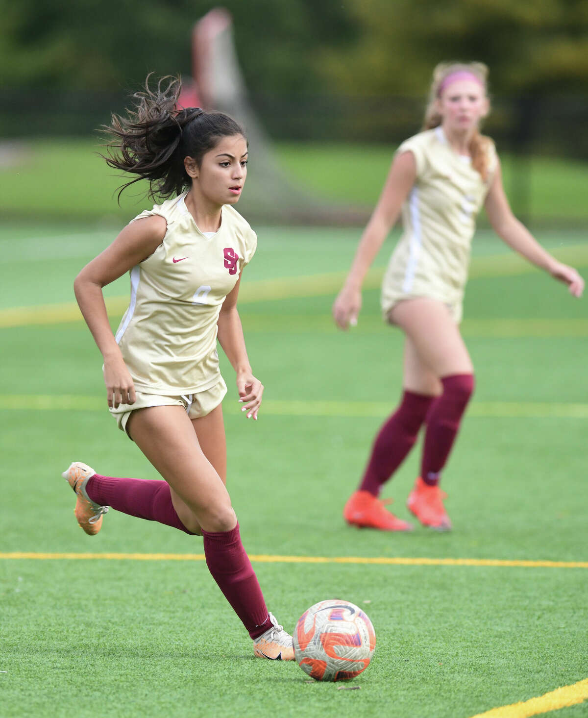 FCIAC girls soccer battle between St. Joseph, Staples ends in tie
