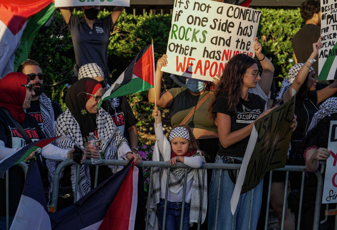 Thousands protest attacks on Gaza outside Houston's Israeli consulate