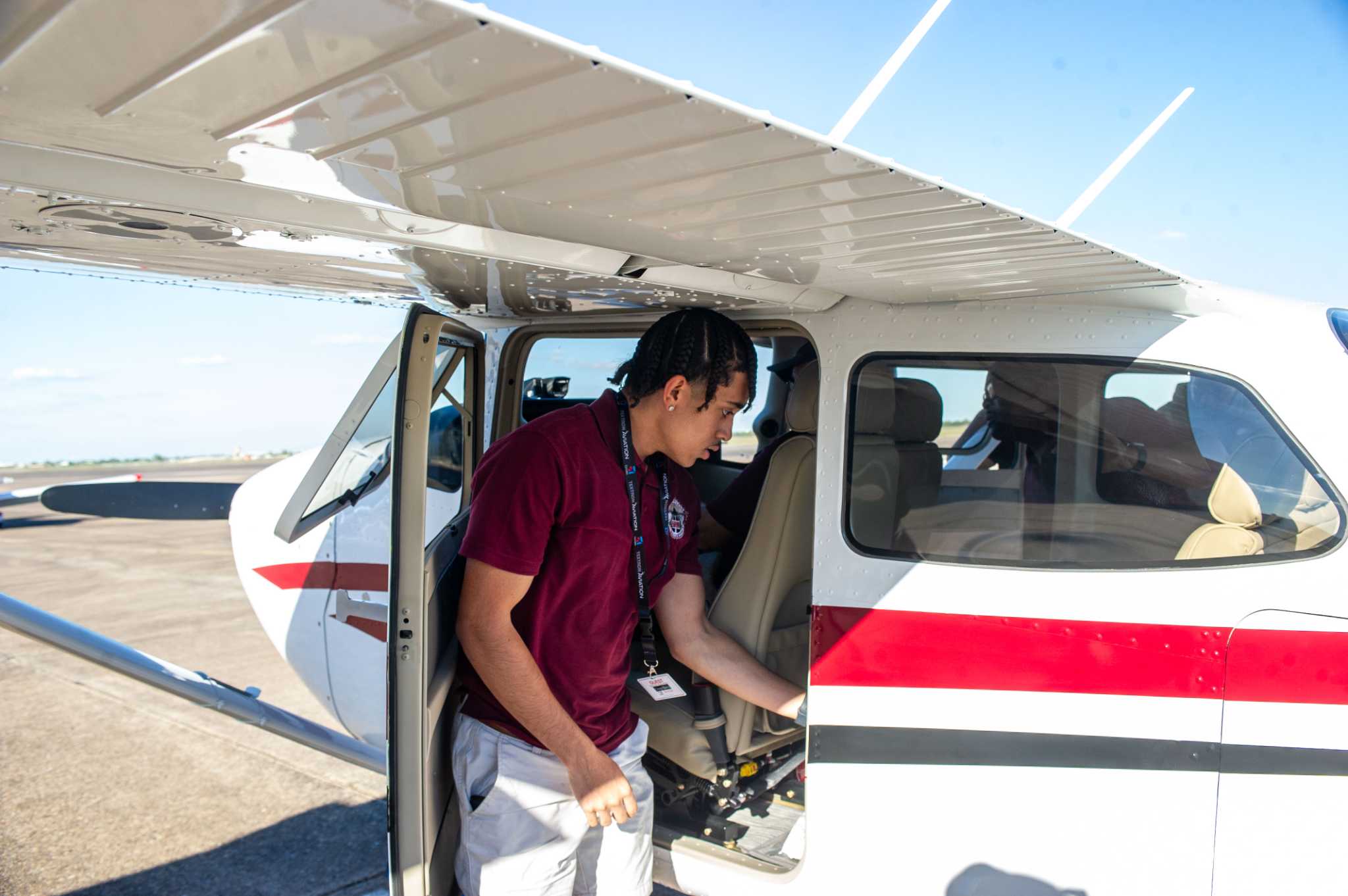 Texas Southern student flies HBCU's new plane to Ellington