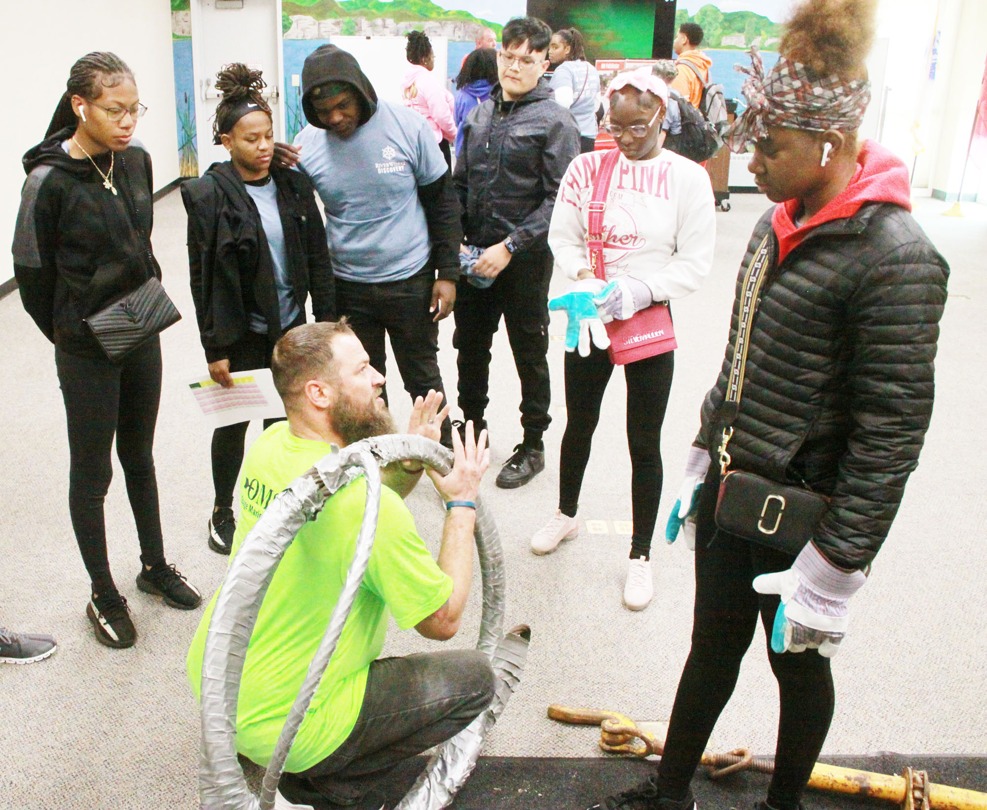 RiverWorks Discovery Program opens doors for Alton students to work