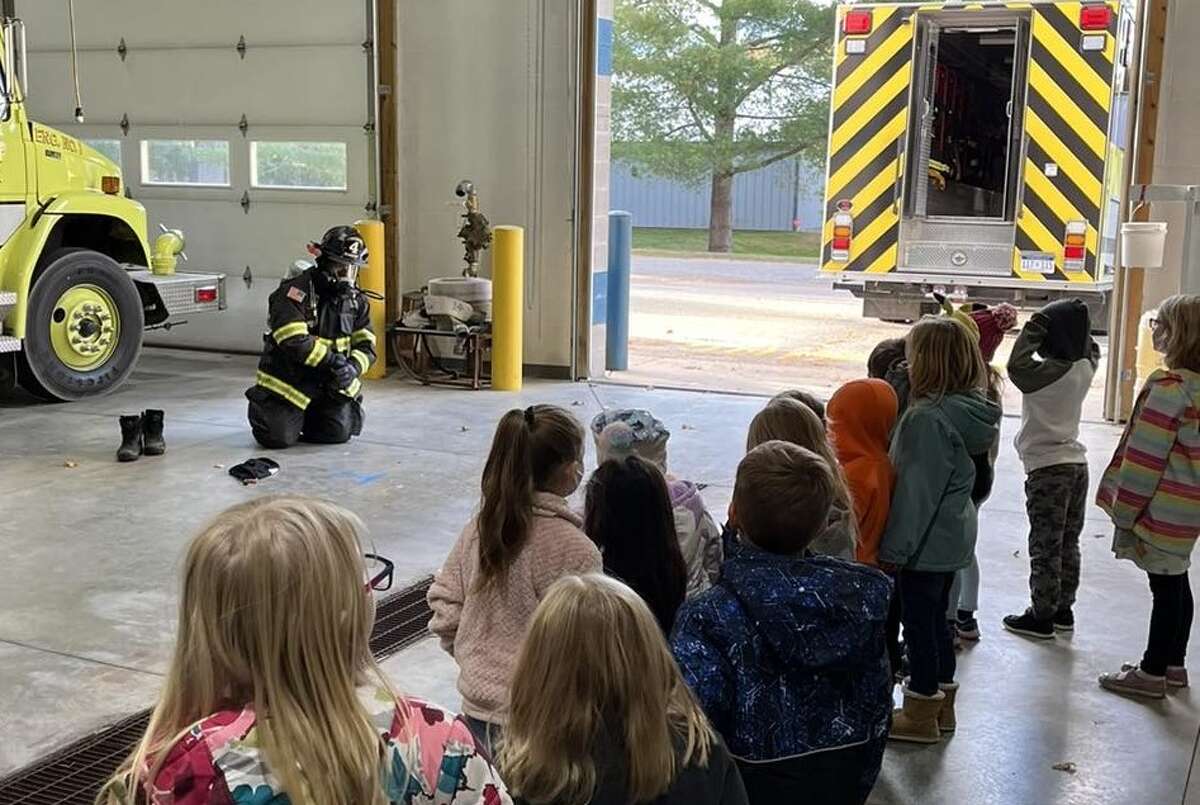 Frankfort Fire Department teaches students fire prevention tips